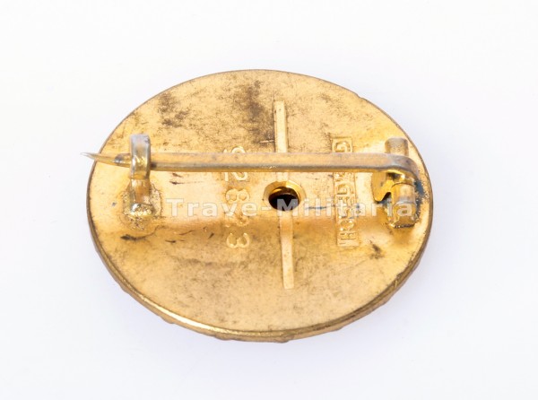 Set NSDAP Goldenes Parteiabzeichen Nr. 92823 | Archiv | Trave Militaria ...