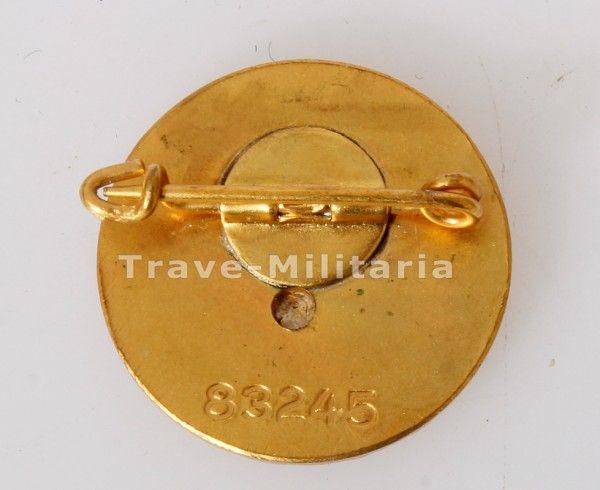 NSDAP Goldenes Parteiabzeichen mit Nummer 83245 | Archiv | Trave ...