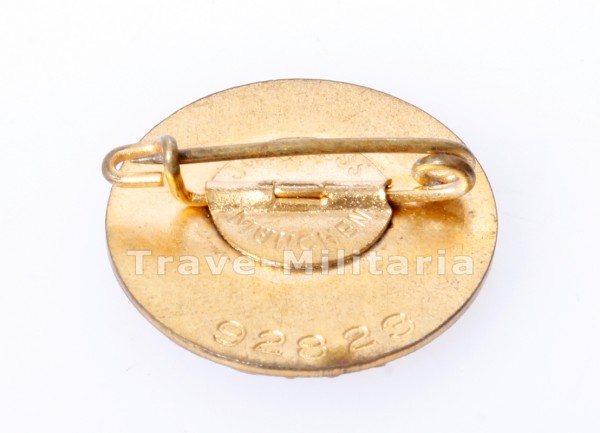 Set NSDAP Goldenes Parteiabzeichen Nr. 92823 | Archiv | Trave Militaria ...