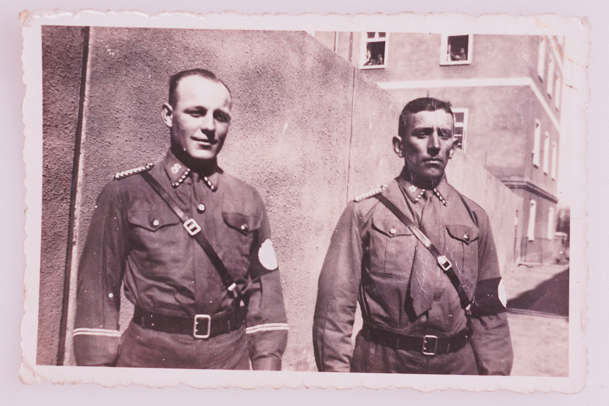 2 NSKK Angehörige Kragenspiegel "S" | Neuheiten | Trave Militaria ...