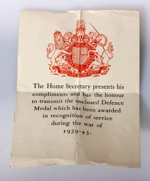 Groß Britannien 2 Abzeichen C.E: Chapman | Archiv | Trave Militaria ...